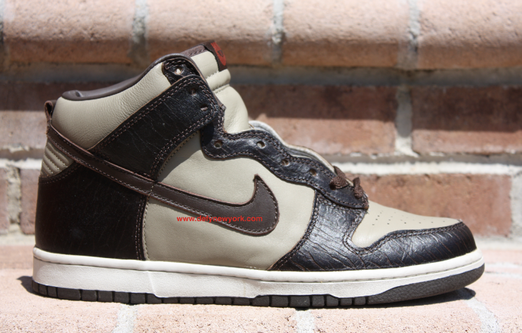 Nike Dunk High Premium 2003 Khaki/Baroq Brown-Khaki 306968 221