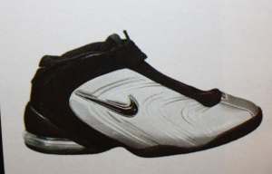 Nike (Tim) Duncan Max Basketball Shoe White/White & Black/Silver 2002